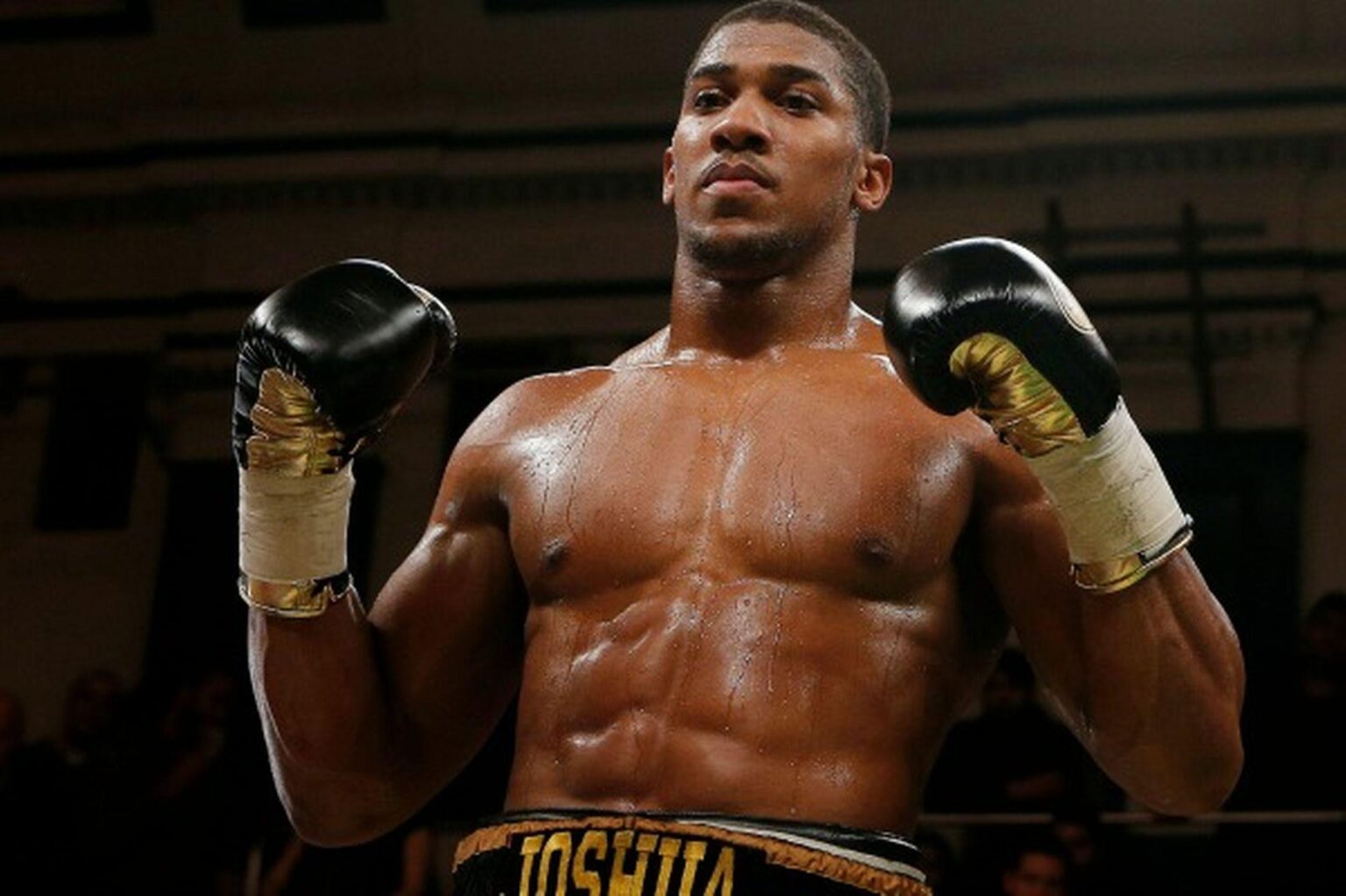 Anthony Joshua Speaks for the First Time After Losing Two Friends in ...