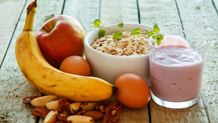 How Diet Affects Menstrual Health: Expert Guidance on Eating During ...